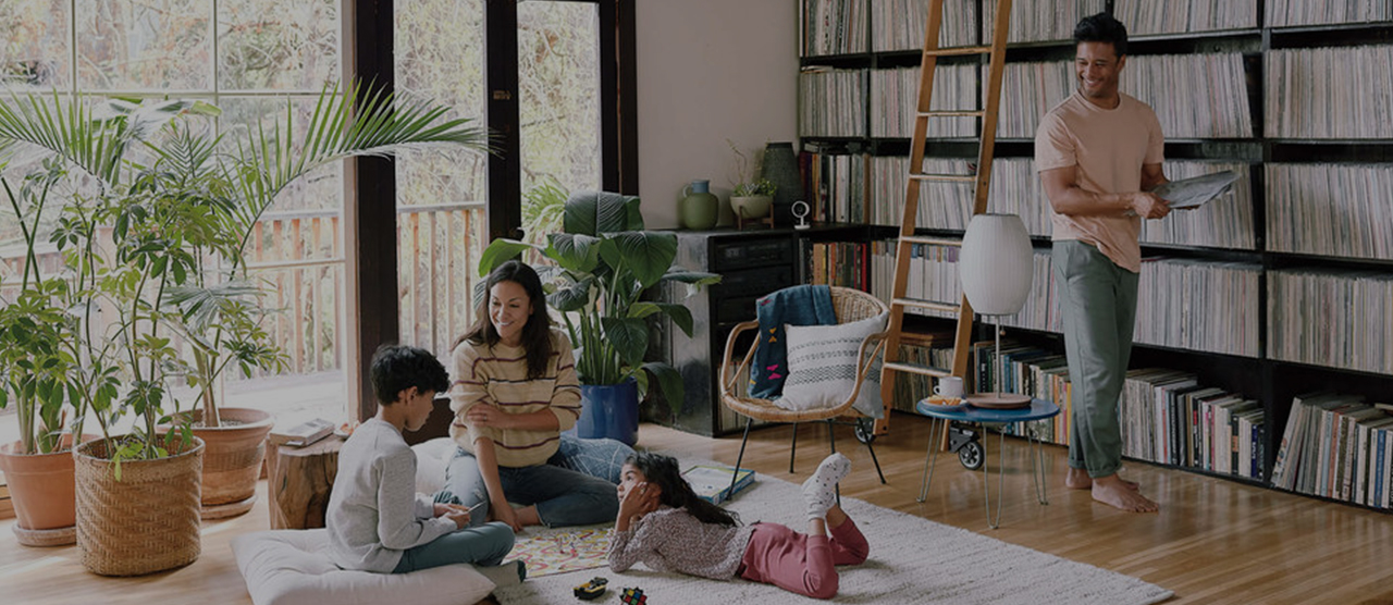 NEST PRODUCT PORTFOLIO DISPLAY – Outform